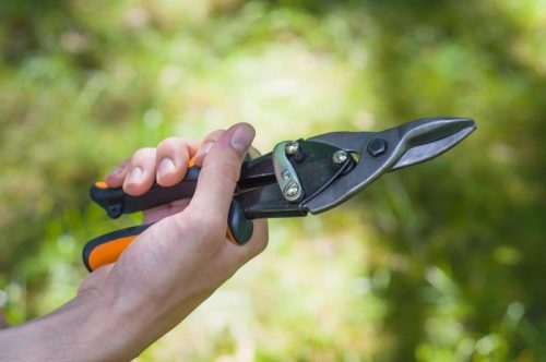 How to Cut Vinyl Siding: Best way and Cutting tools